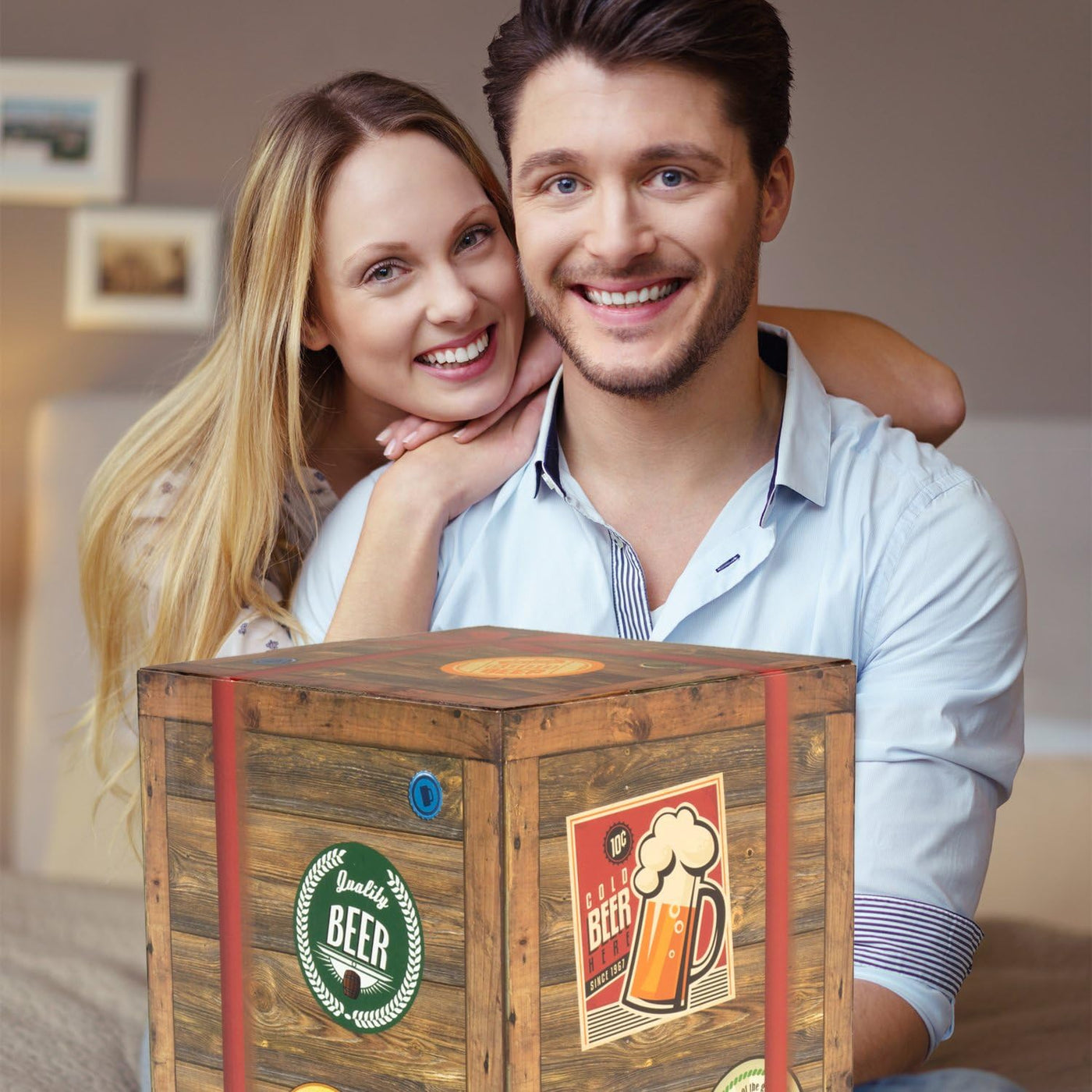 Geschenkbox "Ostbiere" 9 Flaschen DDR Marken — Ossiladen